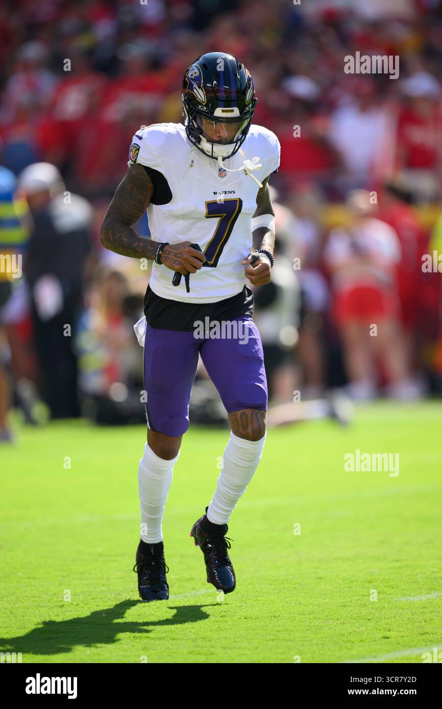 Baltimore Ravens wide receiver Rashod Bateman comes onto the field ...
