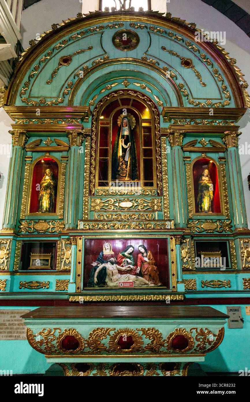 Quito metropolitan cathedral interior hi-res stock photography and ...