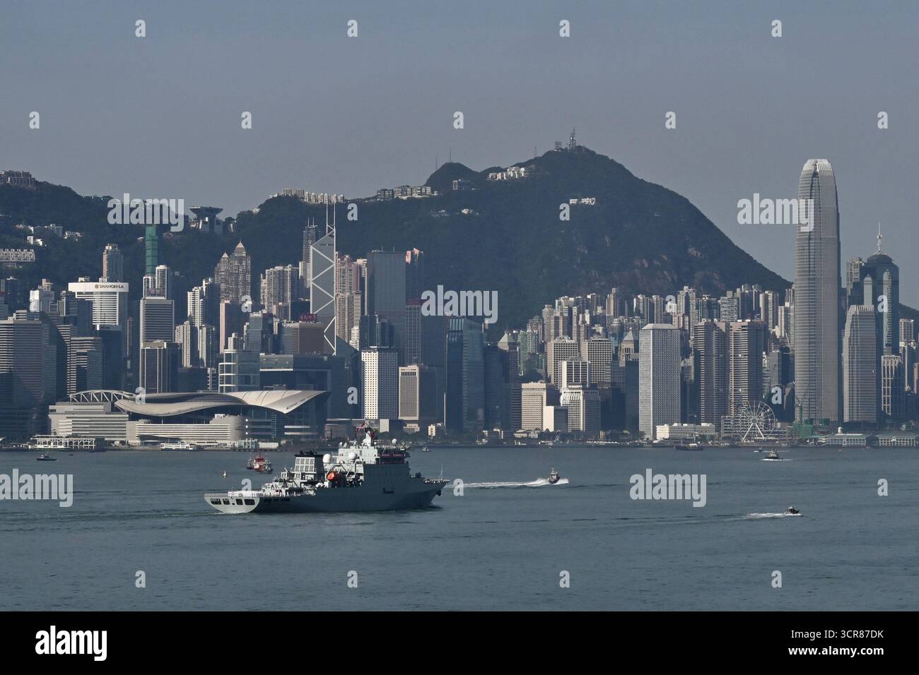The Chinese PLA Navy Qi Jiguang Type 680 training ship sailing in ...