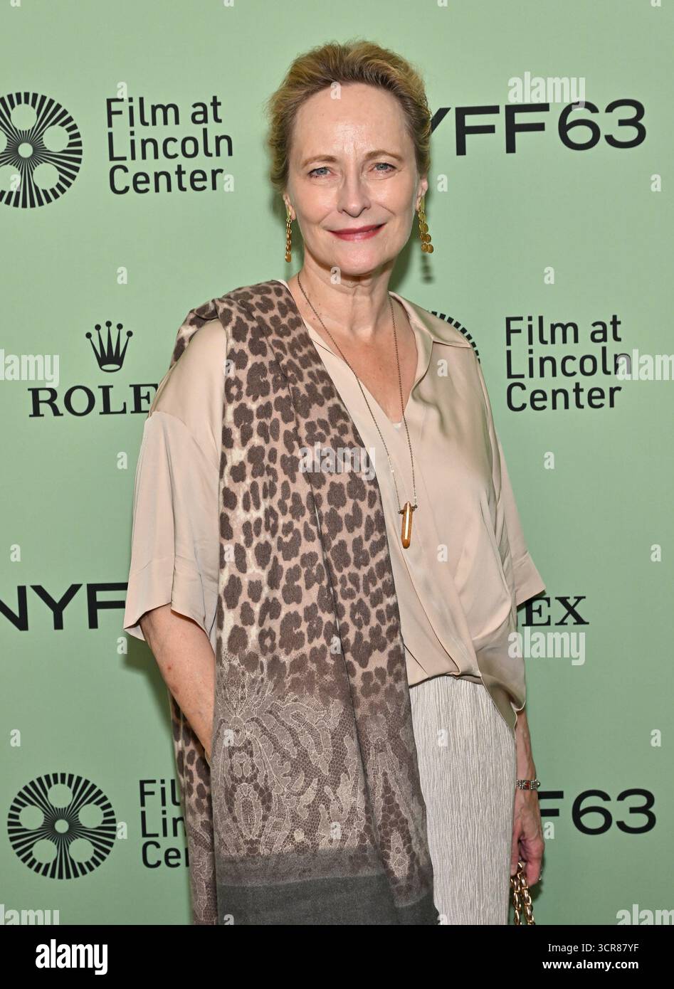 Laila Robins attends the premiere of "Blue Moon" at Alice Tully Hall ...