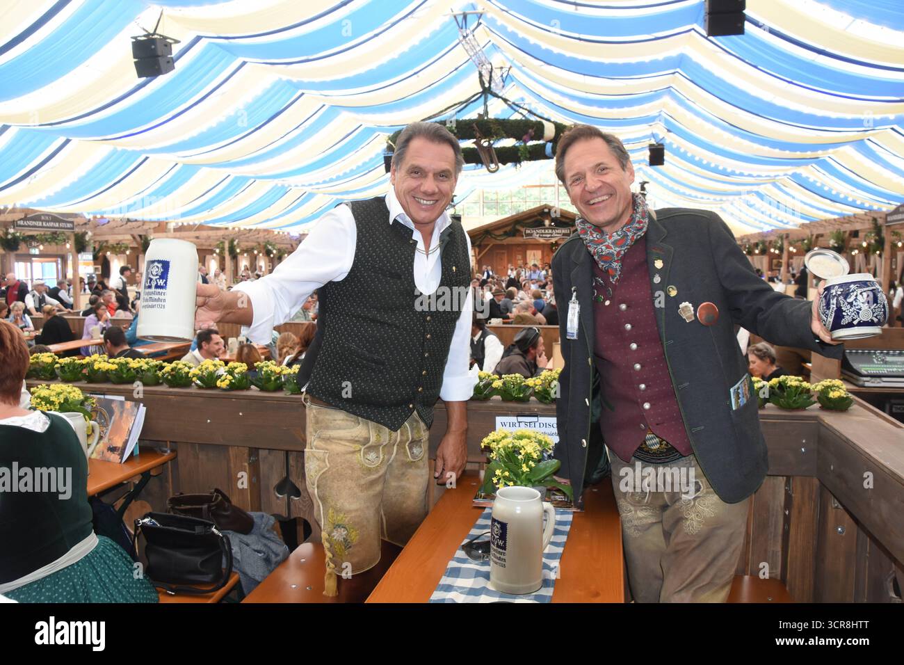 Muenchen 26.09.2025 Theresienwiese Oktoberfest Oide Wiesn ...