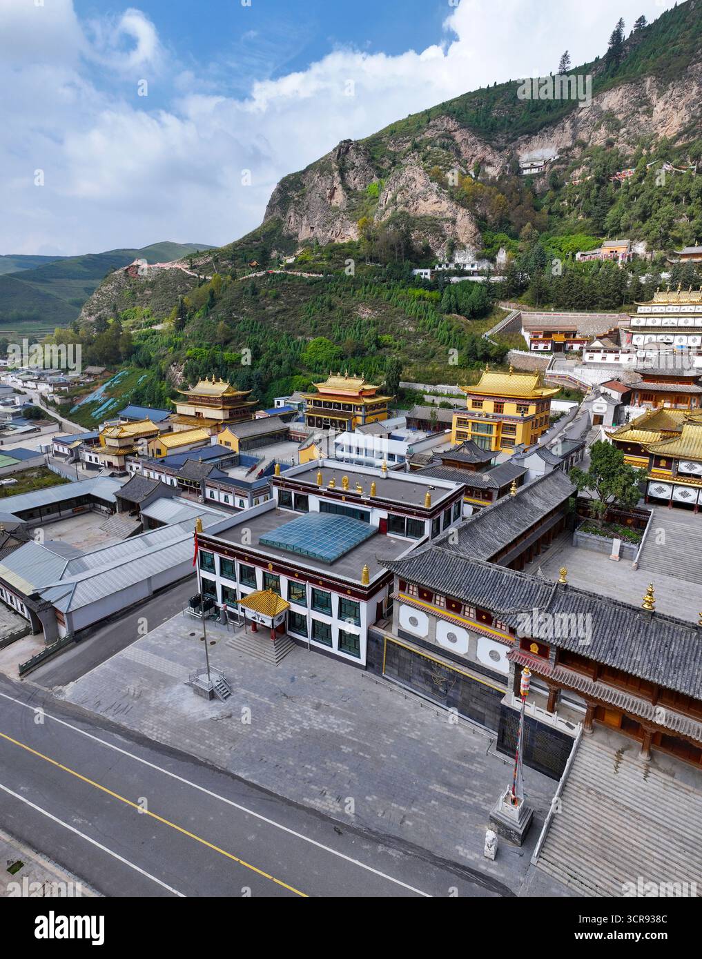 Longwang mountain hi-res stock photography and images - Alamy