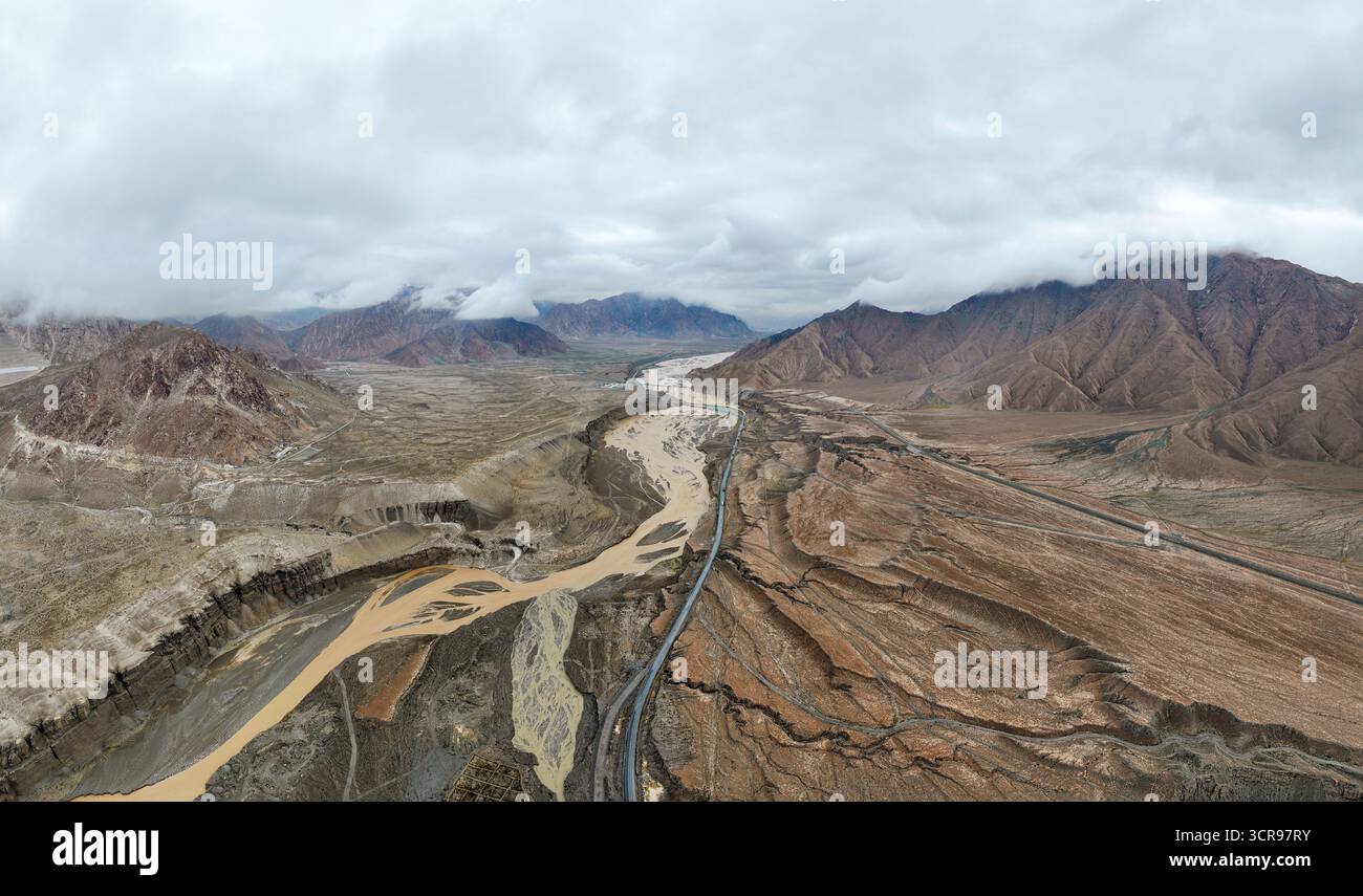 Wuji Longfeng Palace in Kunlun Mountain Global Geopark, Haixi ...