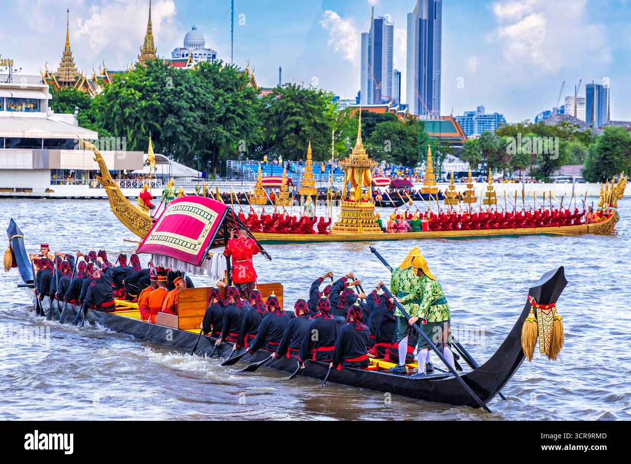 Royal Barge procession, Chao Phraya River, Bangkok, Thailand Stock ...
