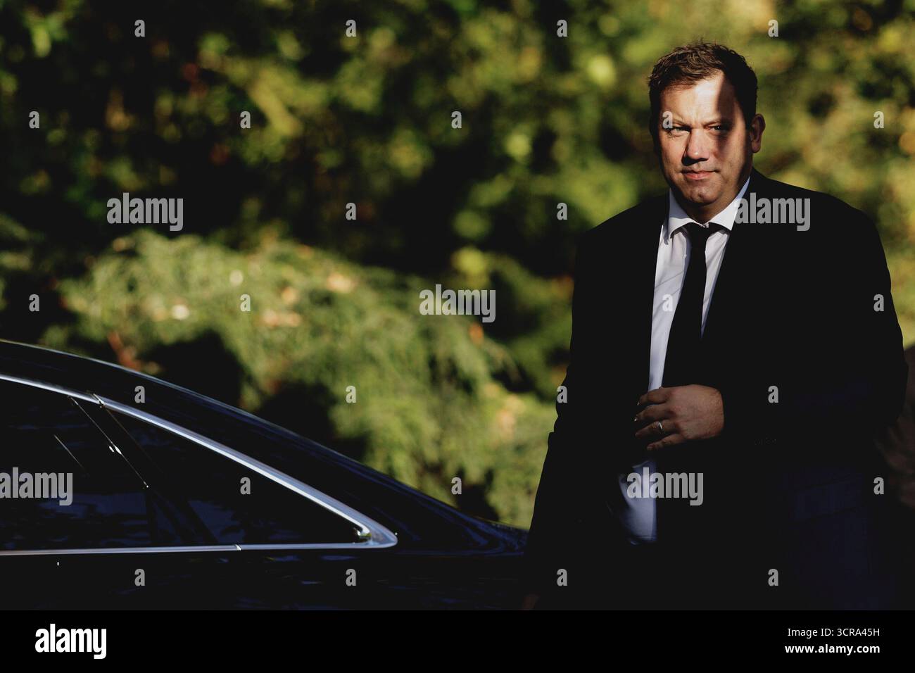 Lars Klingbeil, Federal Minister of Finance, photographed upon arrival ...