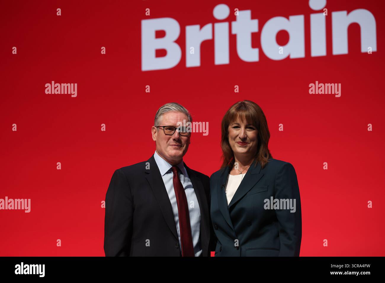 (250930) -- LIVERPOOL, Sept. 30, 2025 (Xinhua) -- British Chancellor ...