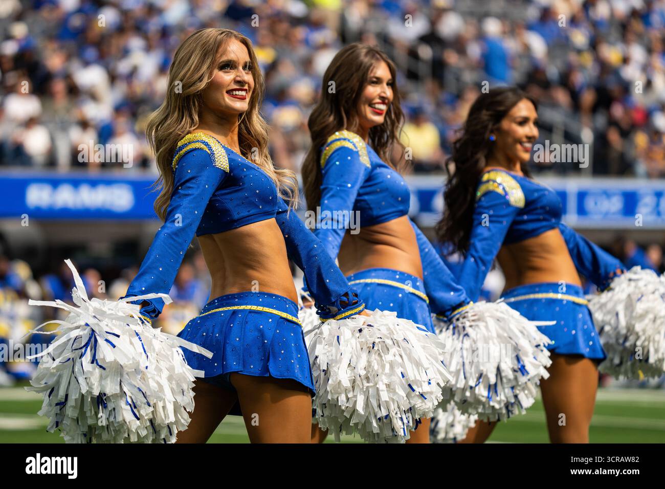 Los Angeles Rams cheerleaders during a NFL game between the Los Angeles ...