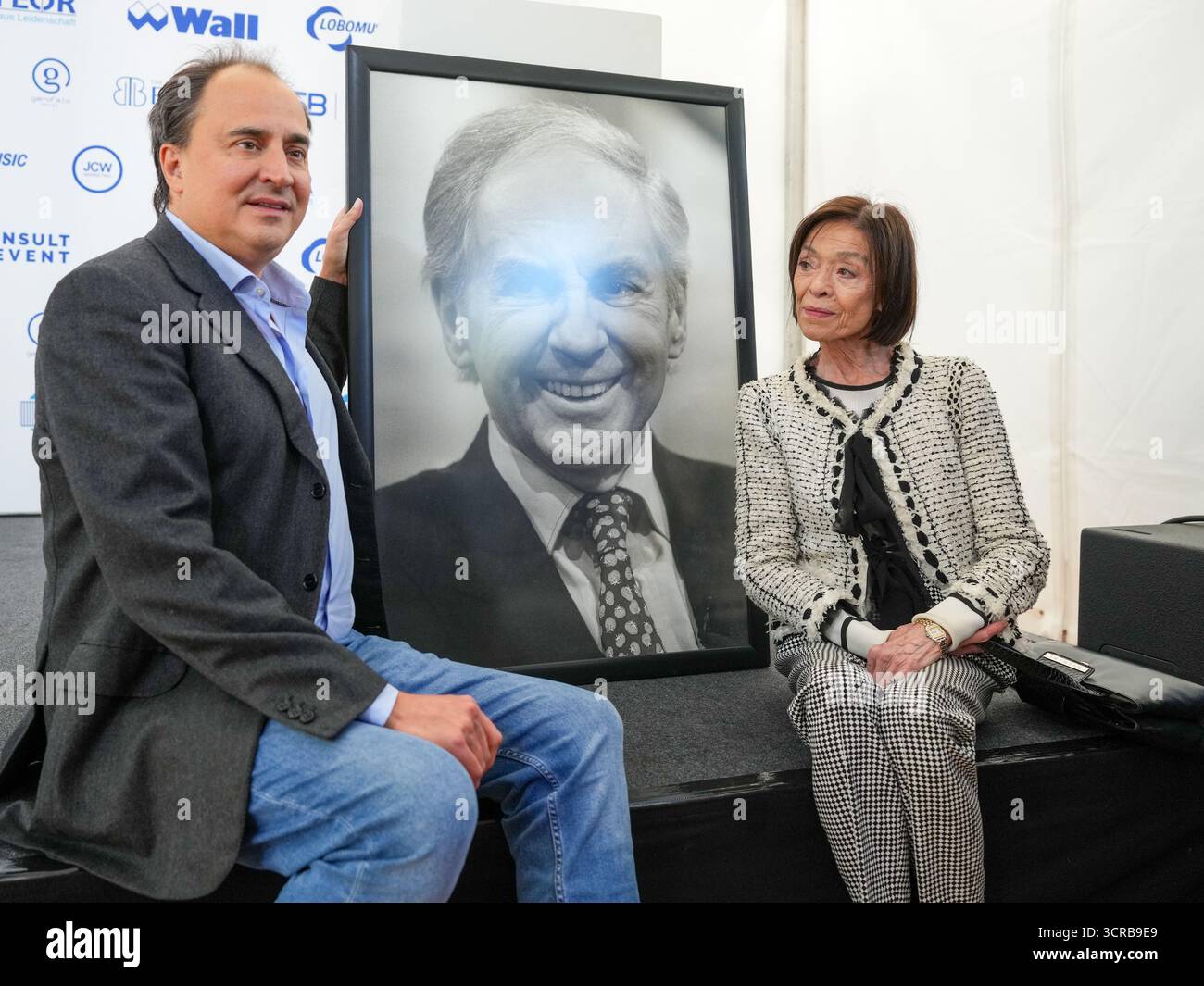 Berlin, Germany. 29th Sep, 2025. Oliver and Susanne Juhnke, son and ...