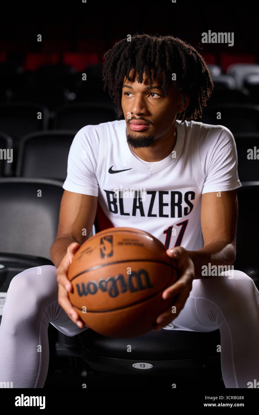 Portland Trail Blazers guard Shaedon Sharpe poses for photos during the ...