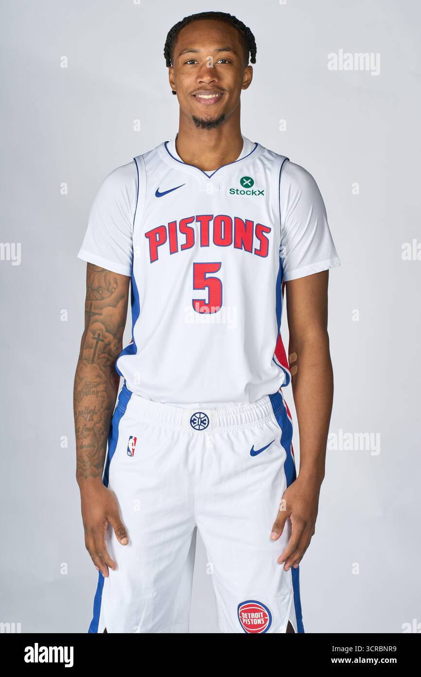 Detroit Pistons forward Ronald Holland II poses for a photo during the ...