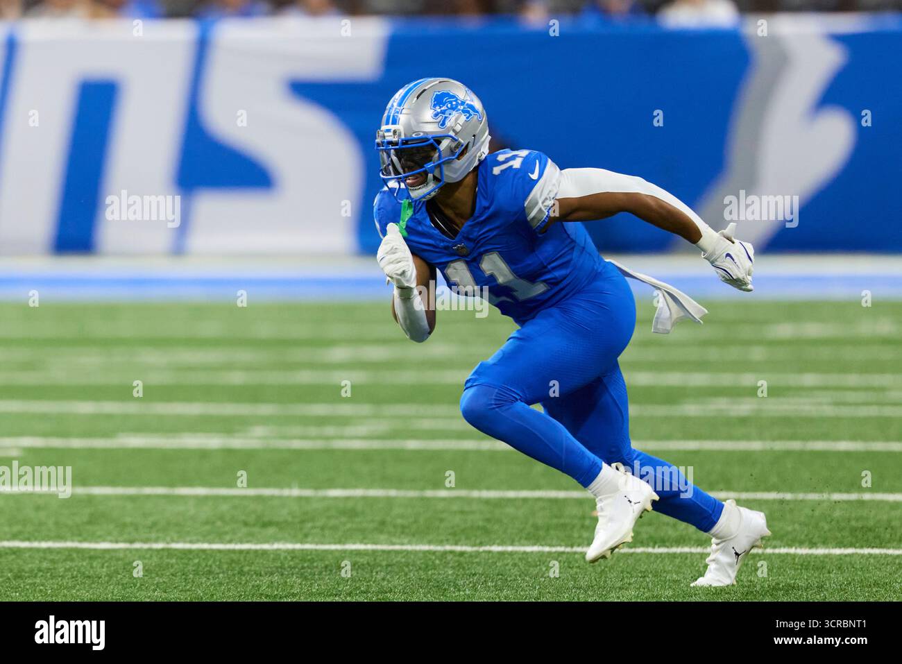 Detroit Lions wide receiver Kalif Raymond (11) runs a route against the ...