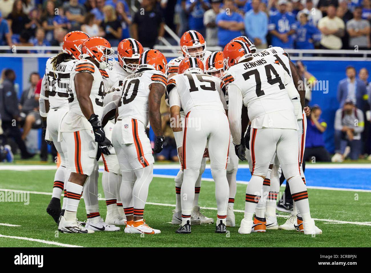 Cleveland Browns quarterback Joe Flacco (15) huddles up on offense ...