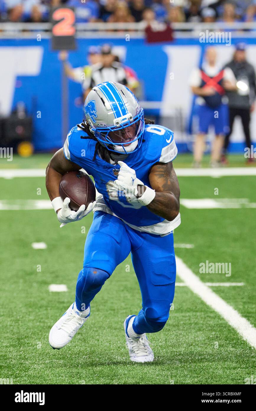 Detroit Lions running back Jahmyr Gibbs (0) rushes against the ...