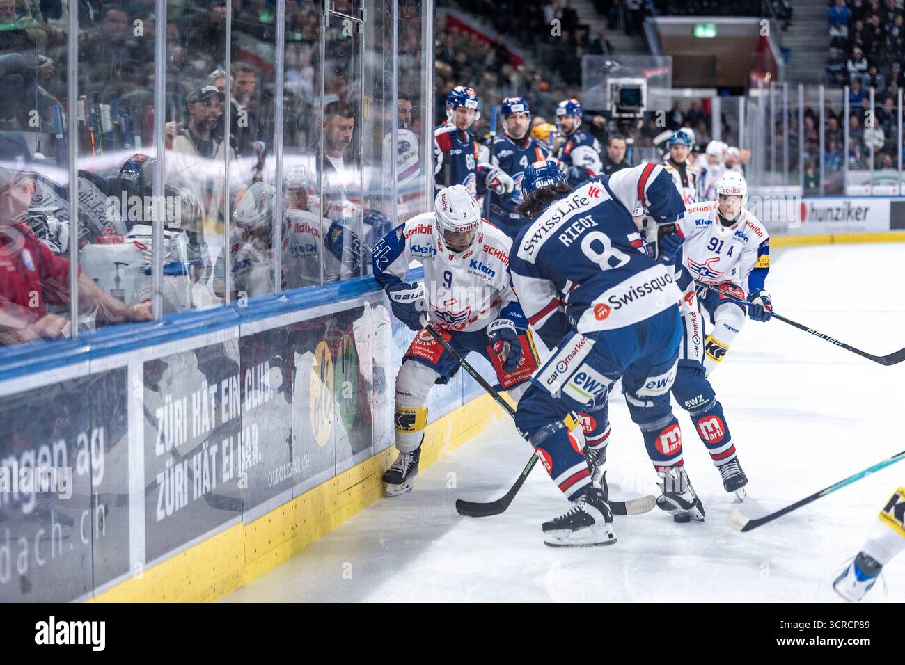 30/09/2025, Zurich, Swiss Life Arena, NL: ZSC Lions - EHC Kloten, #8 ...