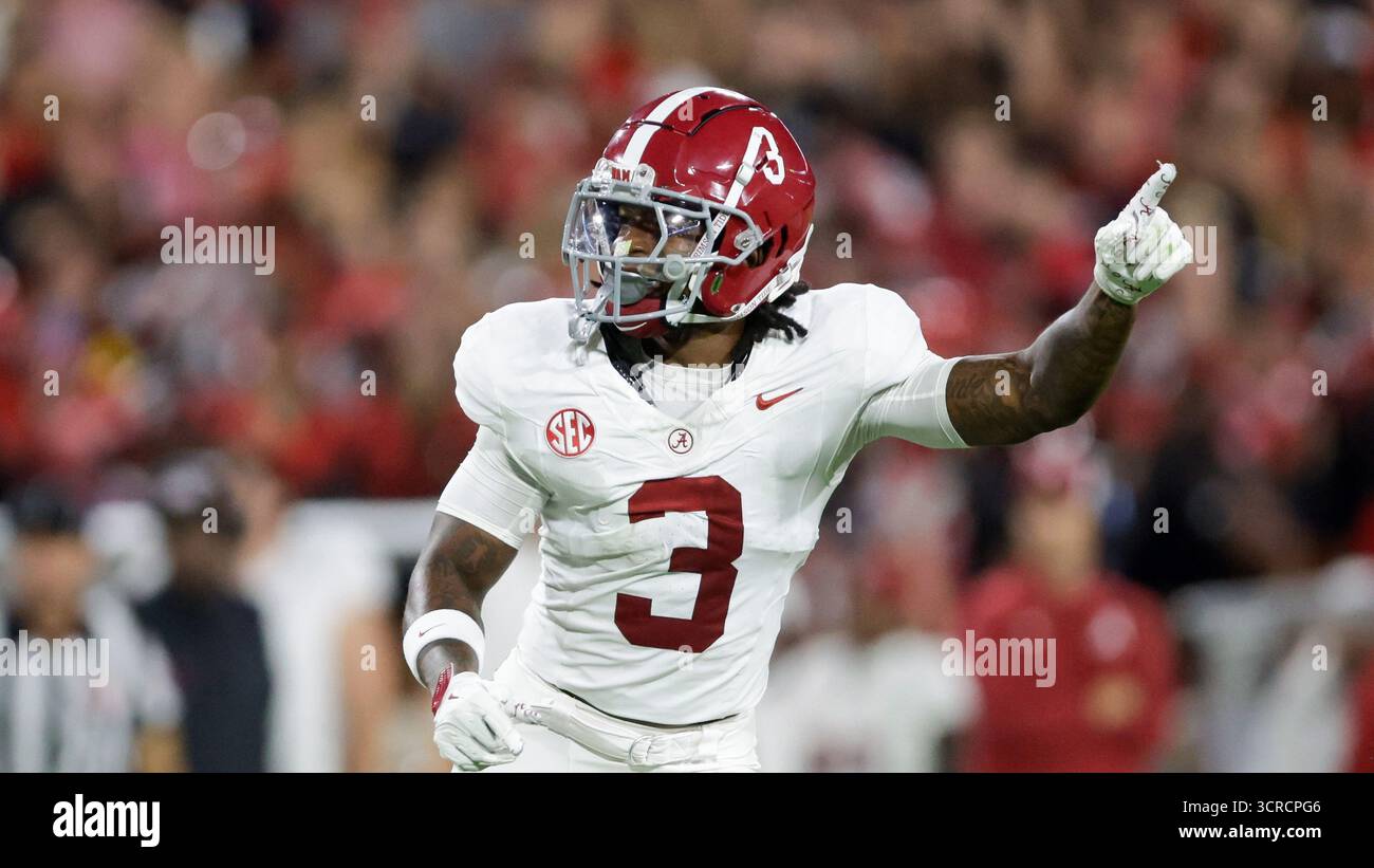 Alabama defensive back Keon Sabb (3) defends during the second half of ...