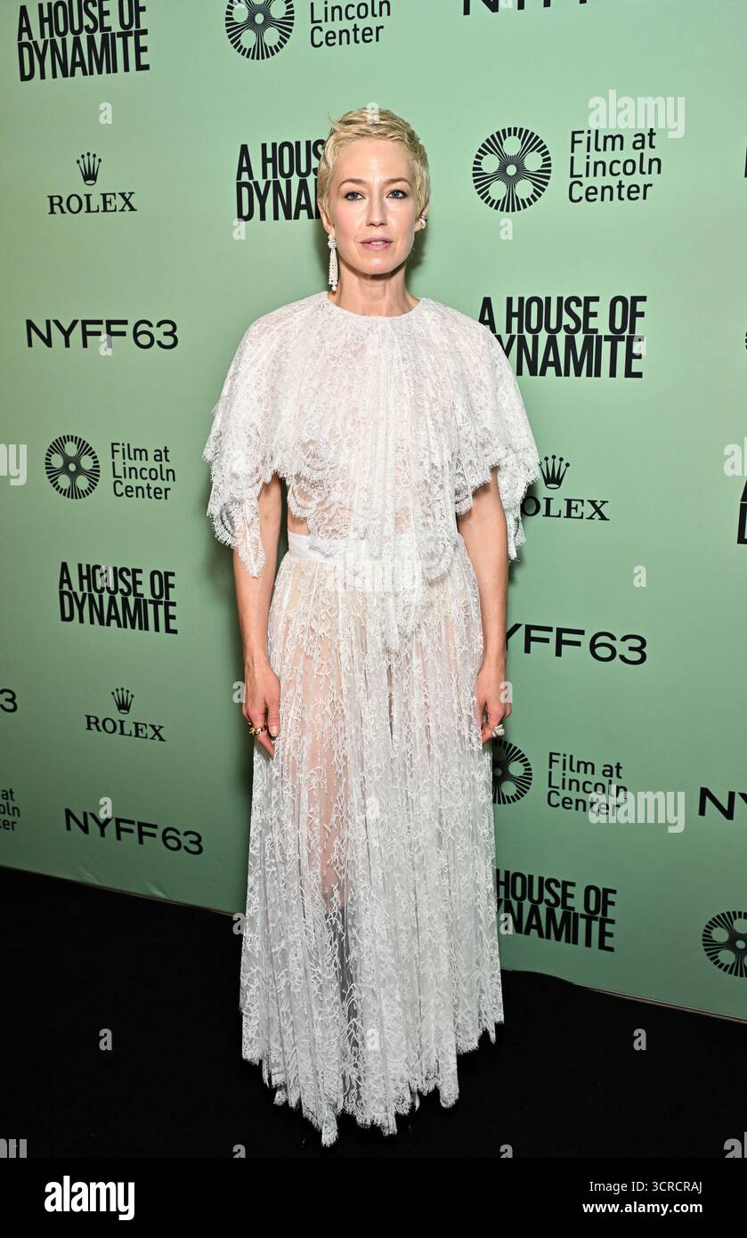 Carrie Coon attends the premiere of "A House of Dynamite" at Alice ...