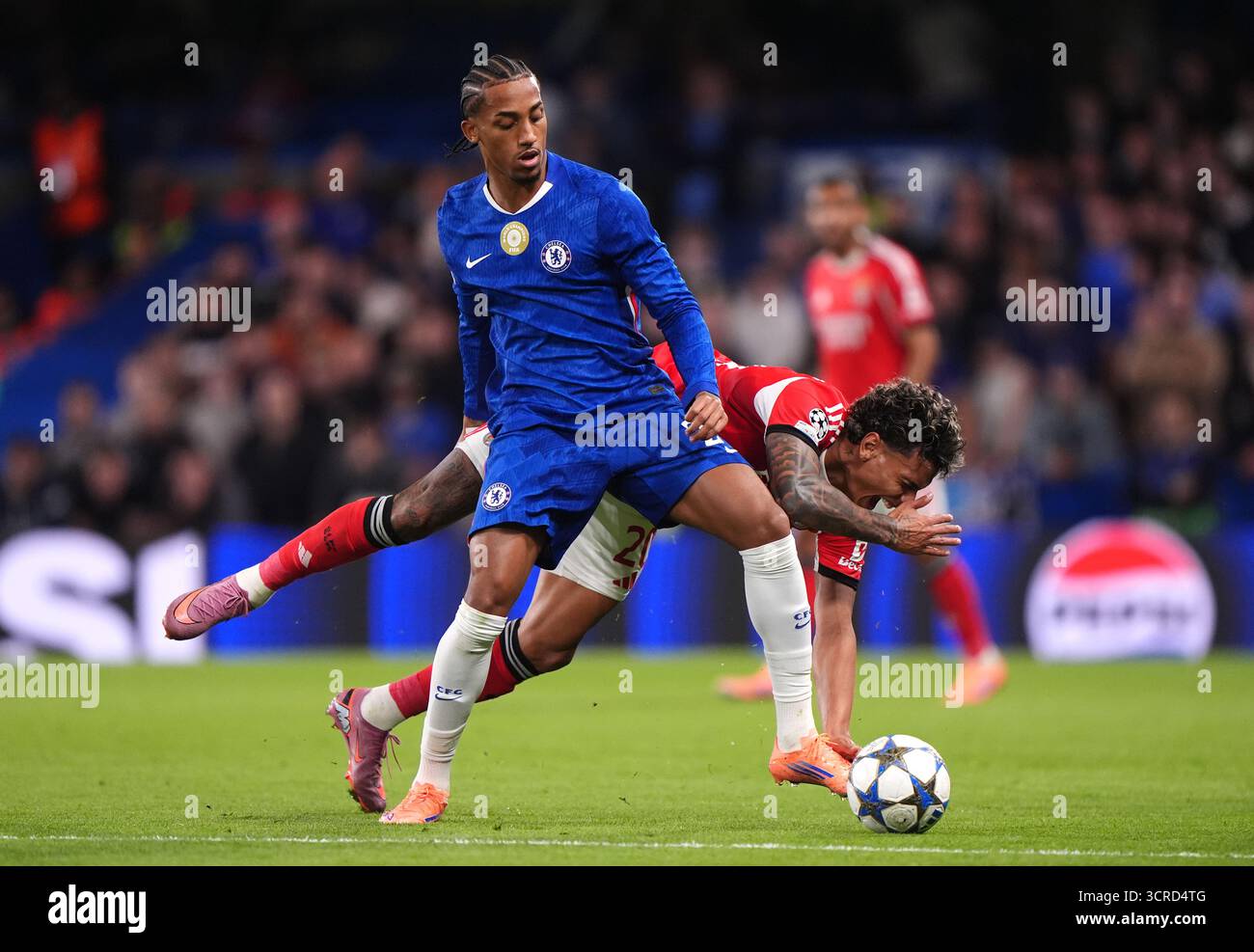 Chelsea's Joao Pedro (left) and Benfica's Richard Rios battle for the ...