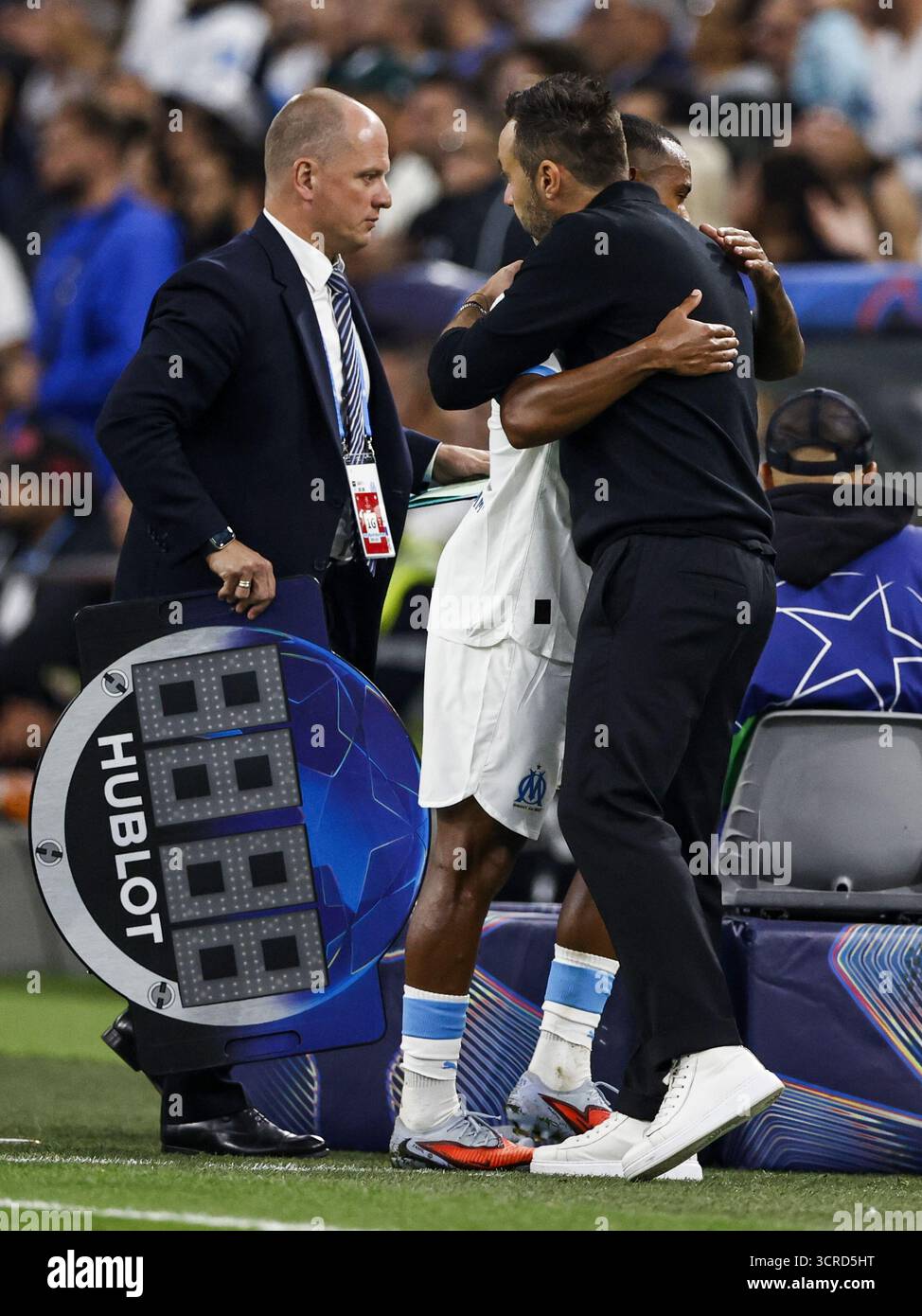 Marseille, France. 30th Sep, 2025. MARSEILLE – (l-r) Igor Paixao of ...