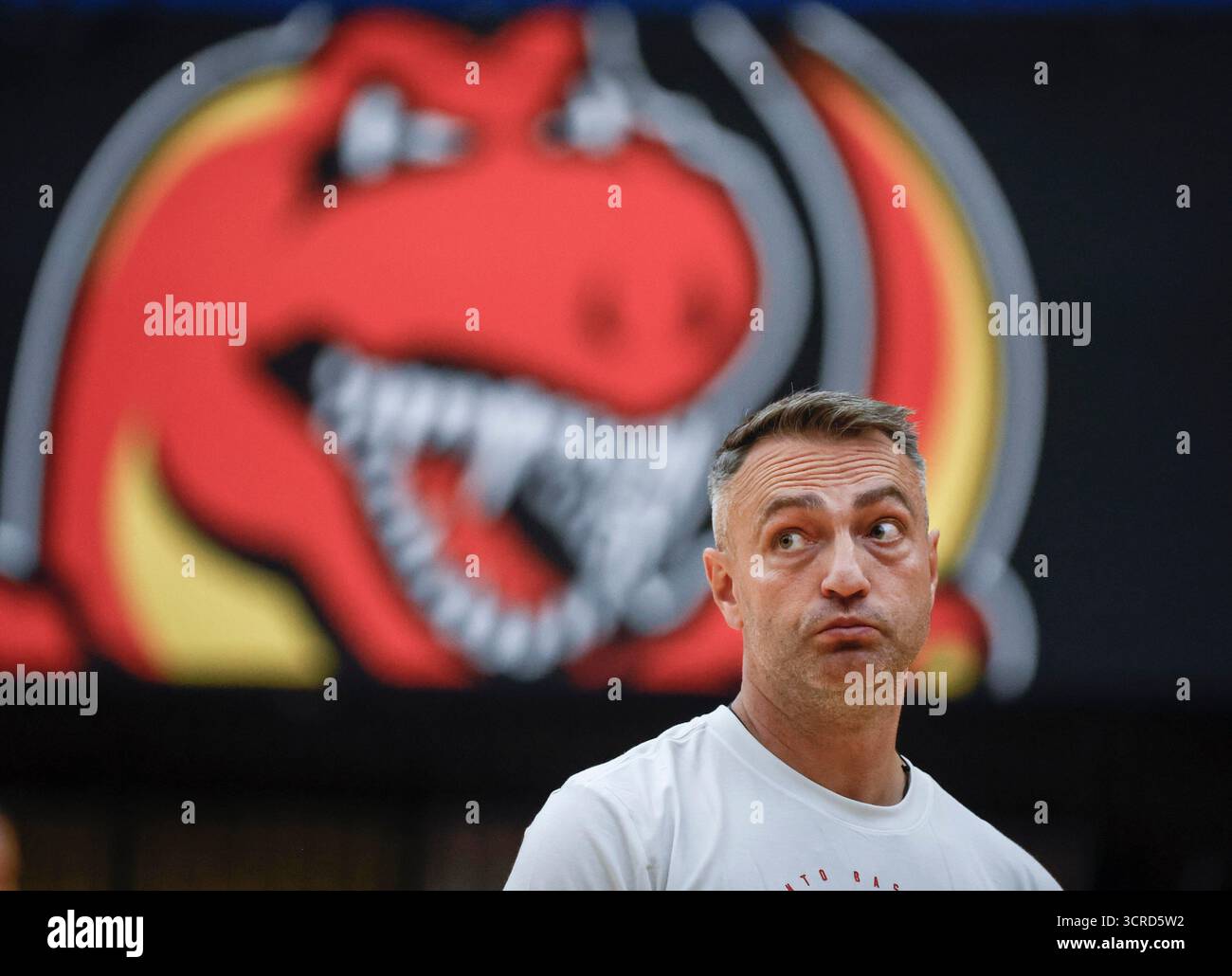 Toronto Raptors head coach Darko Rajakovic watches during NBA ...