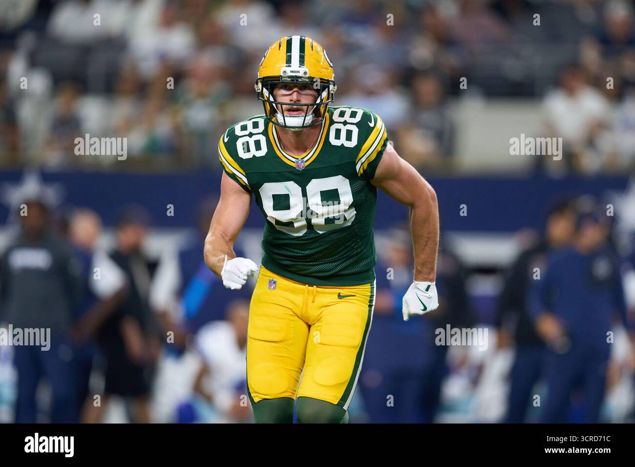 Green Bay Packers tight end Luke Musgrave (88) runs a route against the ...