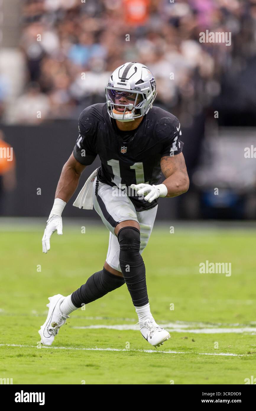 Las Vegas Raiders safety Jeremy Chinn (11) against the Chicago Bears in ...