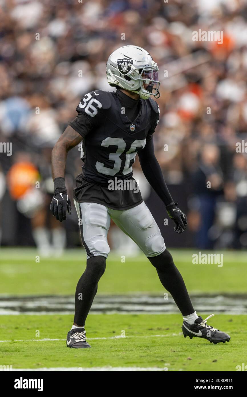 Las Vegas Raiders cornerback Kyu Blu Kelly (36) against the Chicago ...