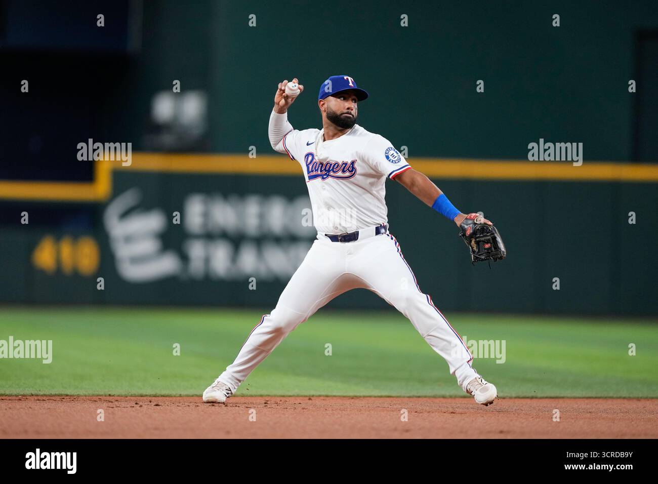 Texas Rangers shortstop Ezequiel Duran throws to first during a ...