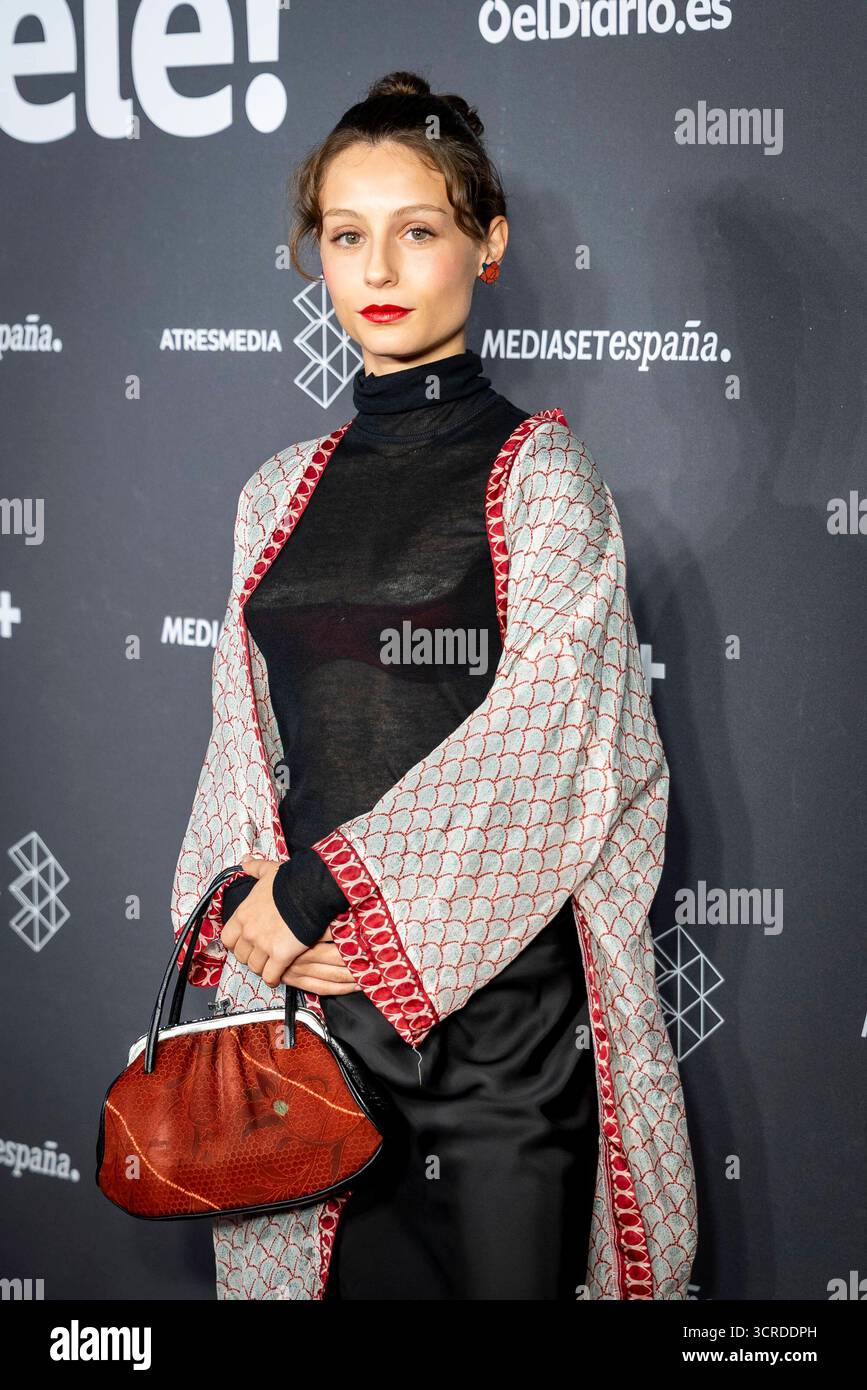 Red carpet 25th anniversary verTele party - 30 Sep 2025 Emma Aguilera ...