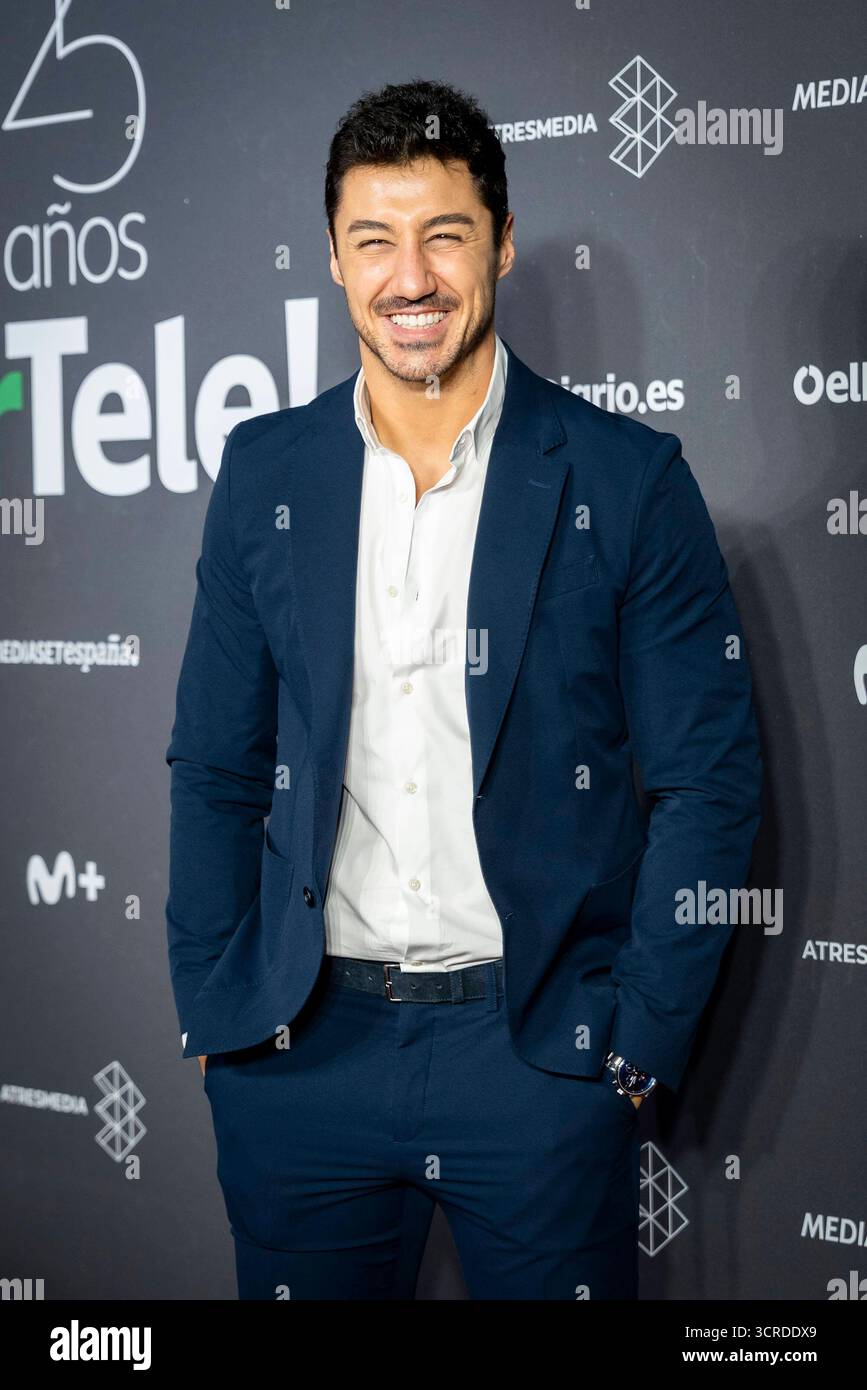 Red carpet 25th anniversary verTele party - 30 Sep 2025 Francisco Cacho ...