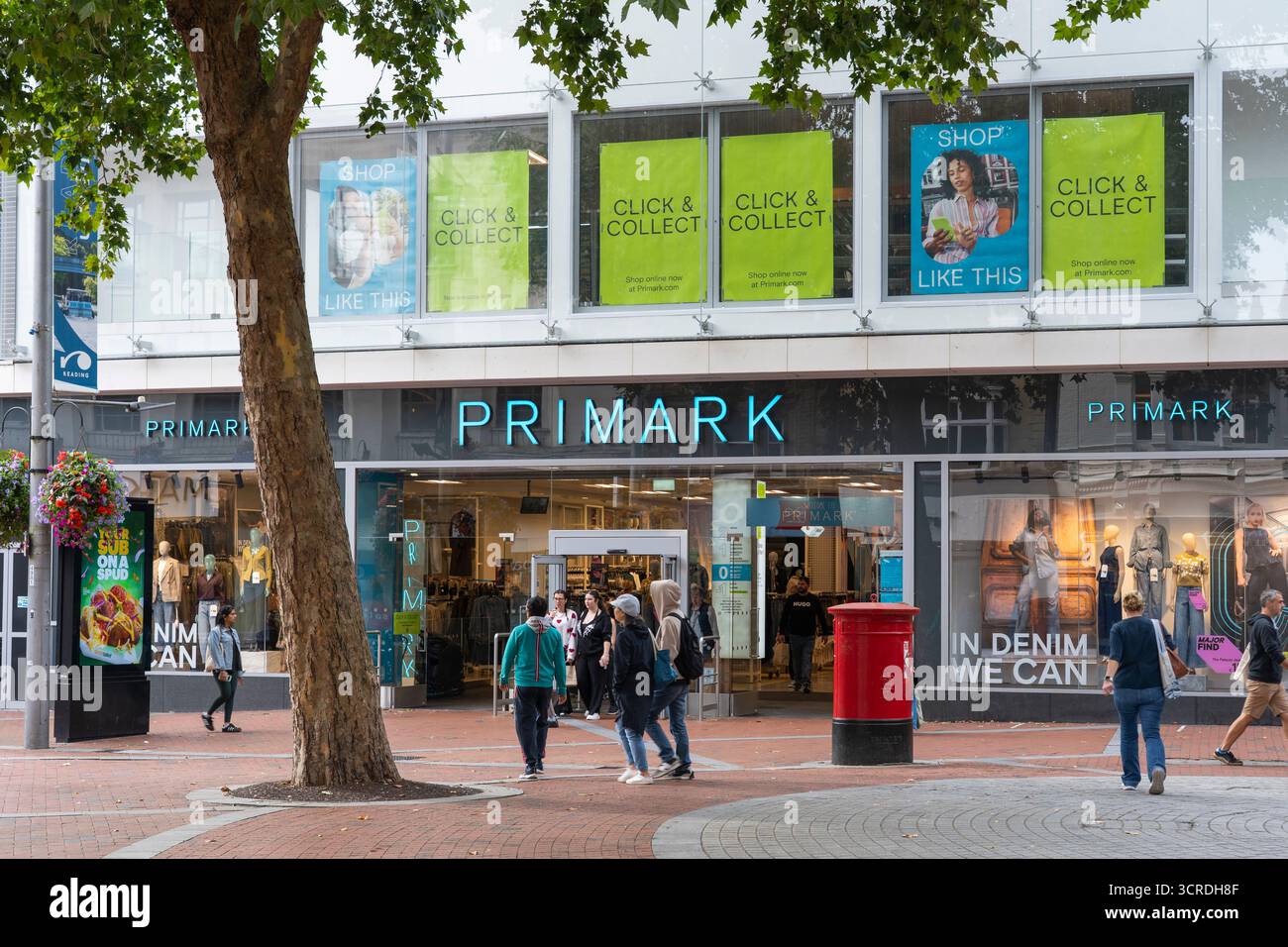 Primark hi-res stock photography and images - Alamy