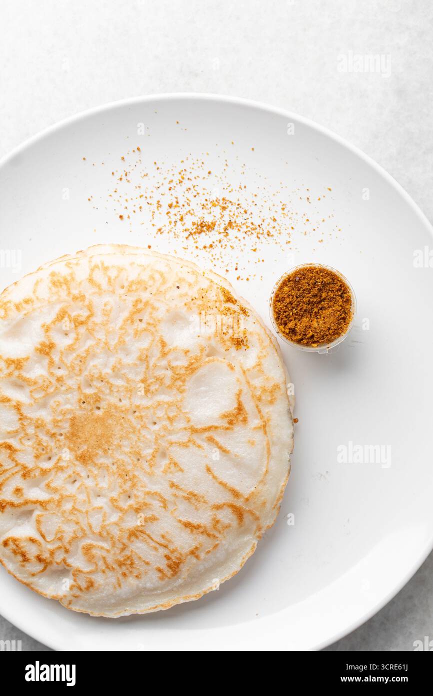 Rice pancake sinasir hi-res stock photography and images - Alamy