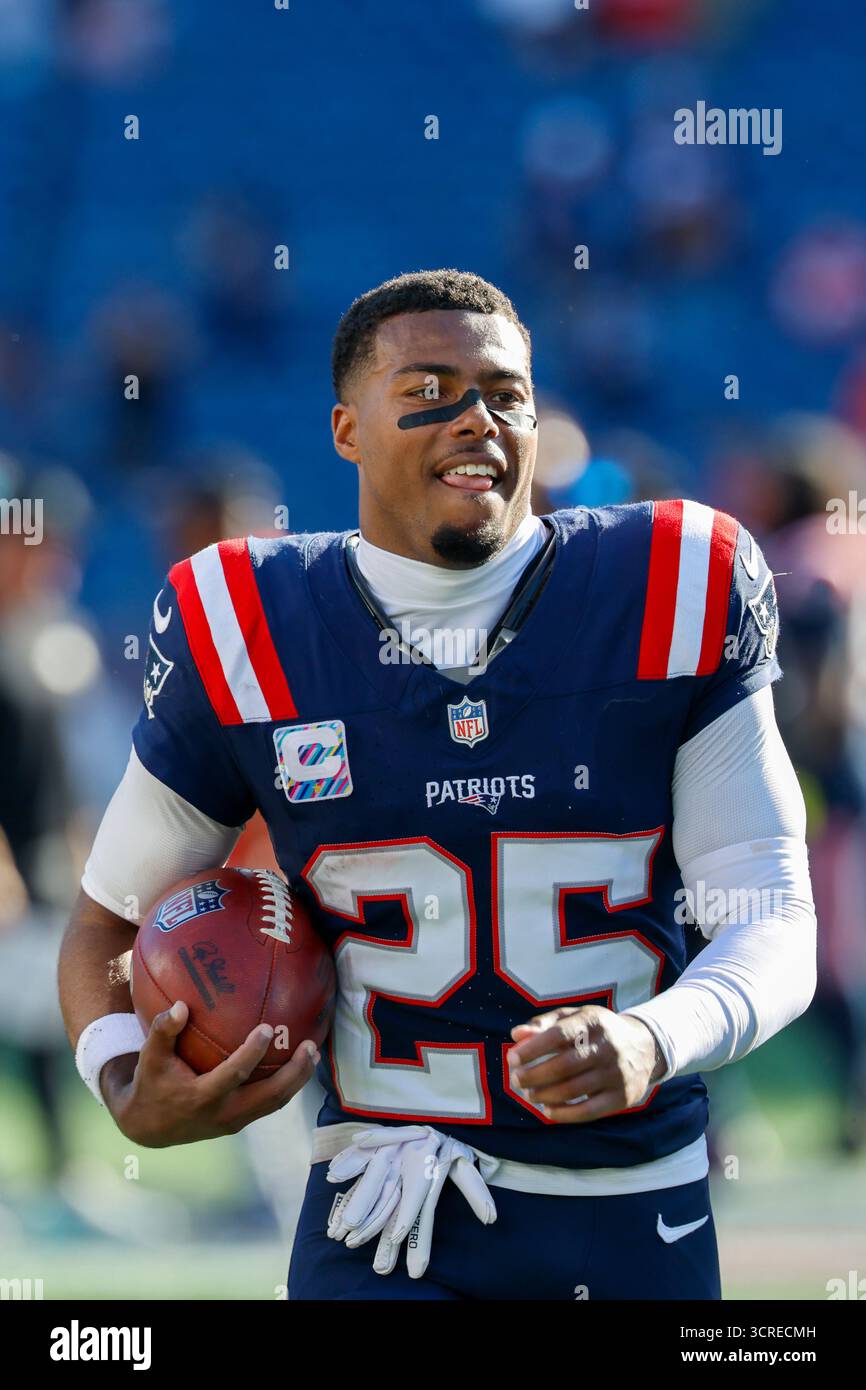 New England Patriots cornerback Marcus Jones (25) celebrates after ...
