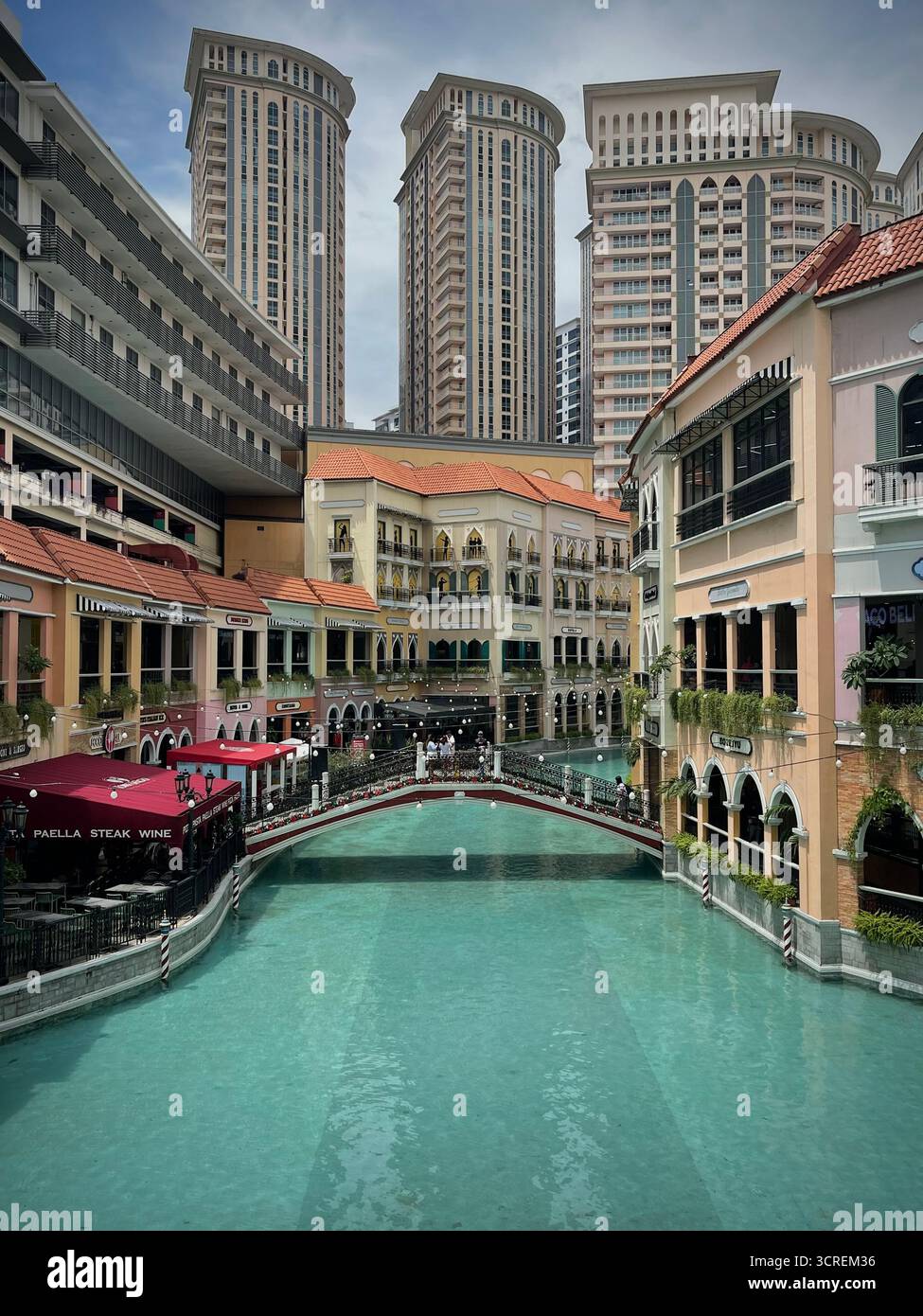 Venice Grand Canal Mall, Manila, Philippines Stock Photo - Alamy