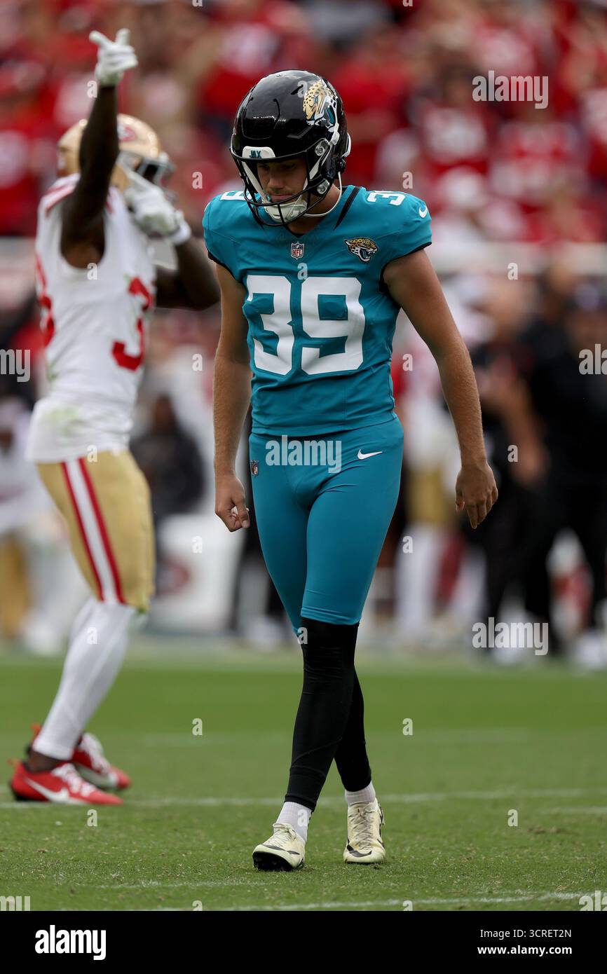 Jacksonville Jaguars kicker Cam Little (39) reacts after a kick during ...
