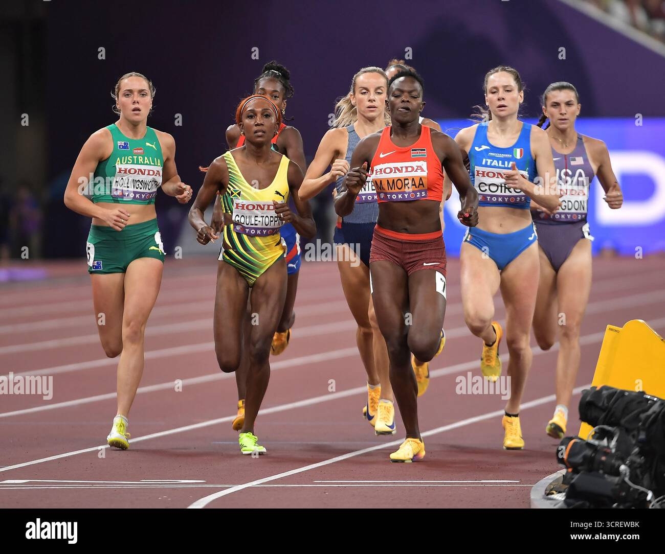Claudia Hollingworth of Australia competing in the women’s 800m semi ...