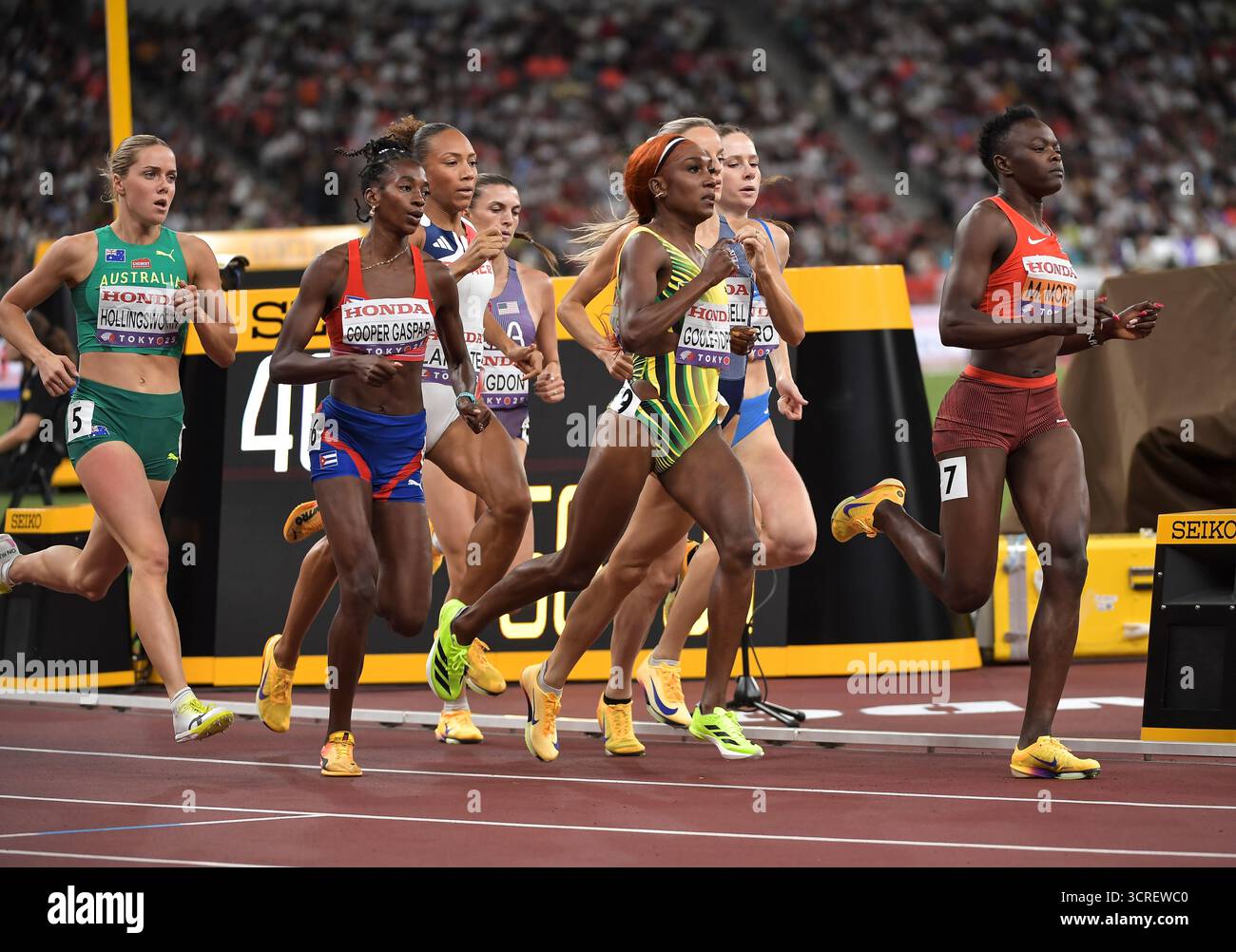Daily Cooper-Gaspar of Cuba competing in the women’s 800m semi-final at ...