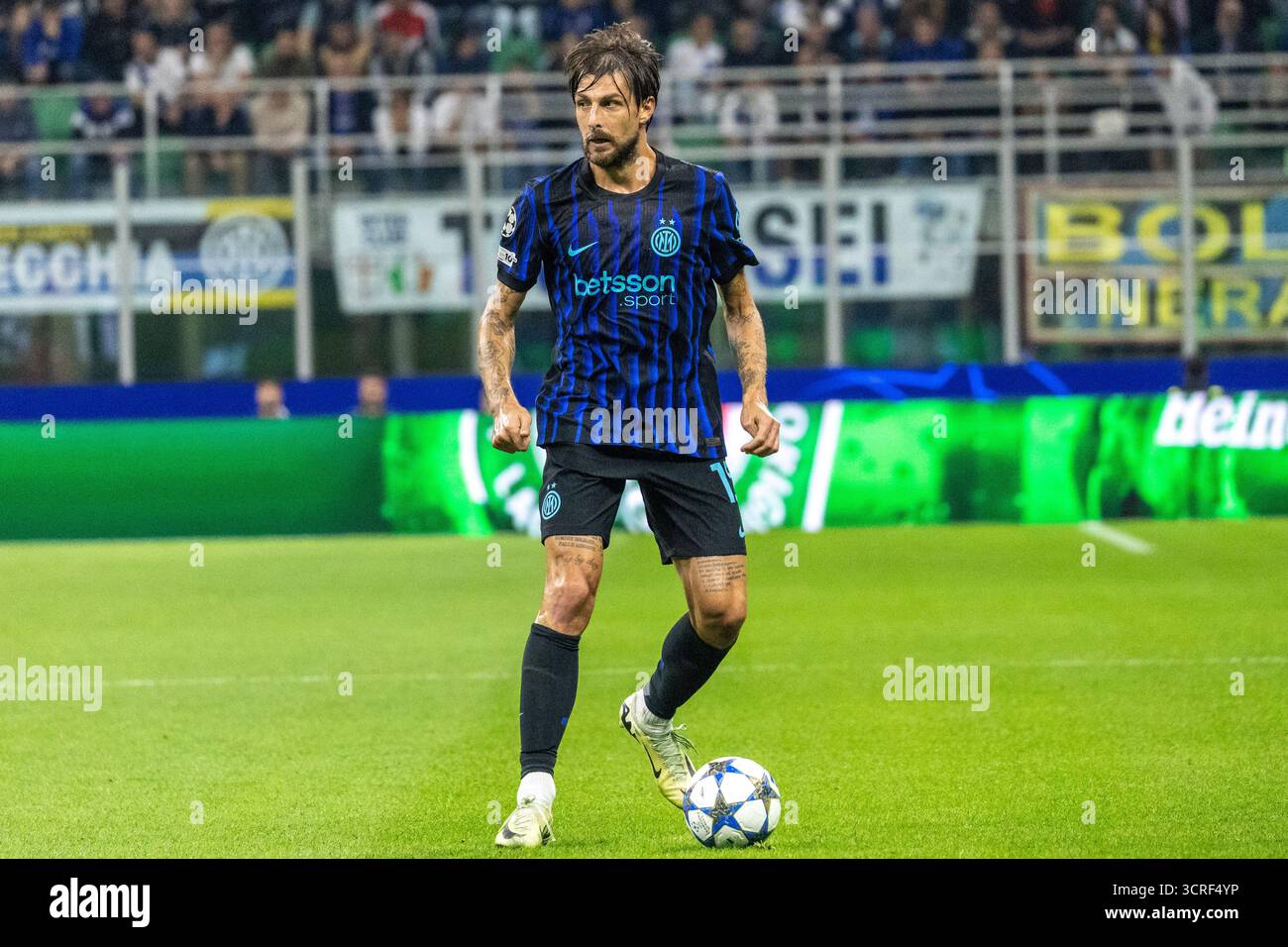 Inter champions league acerbi hi-res stock photography and images - Alamy