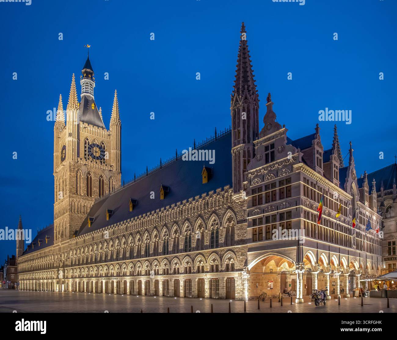 Tourist attractions in ypres hi-res stock photography and images - Alamy