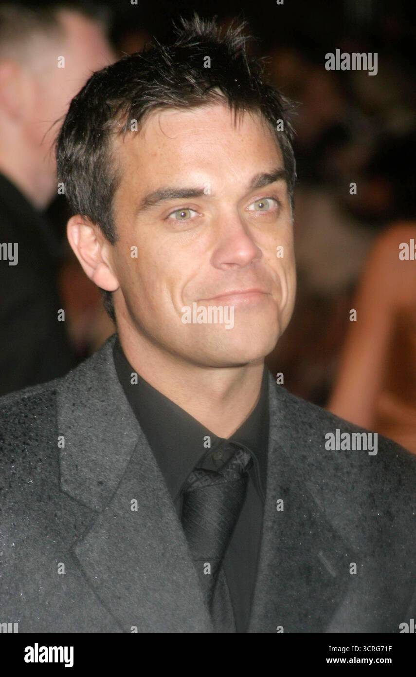 Robbie Williams at the UK premiere of 'Bridget Jones 2 - The Edge of ...