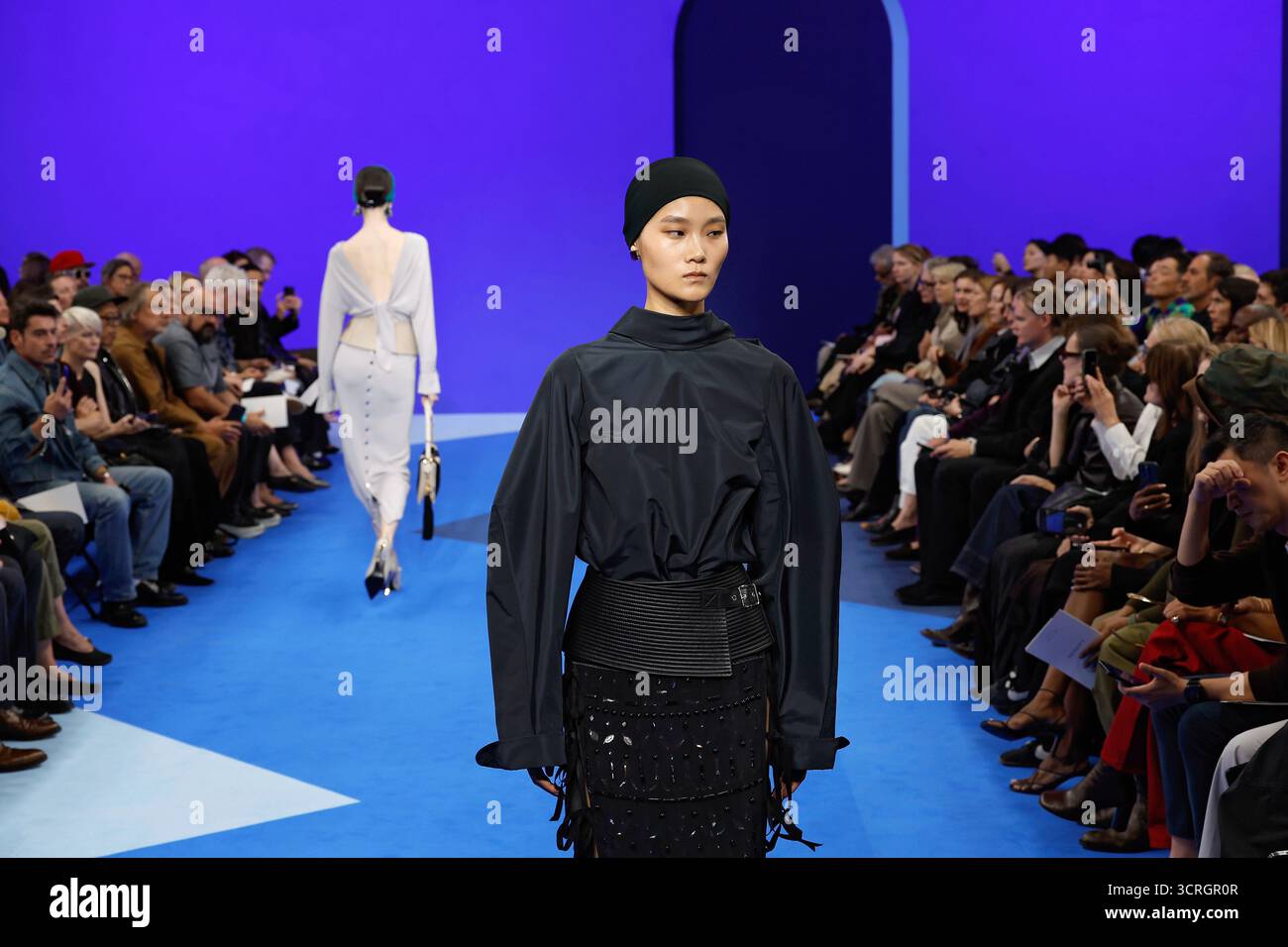 Paris fashion week spring summer 2026 hi-res stock photography and images - Alamy