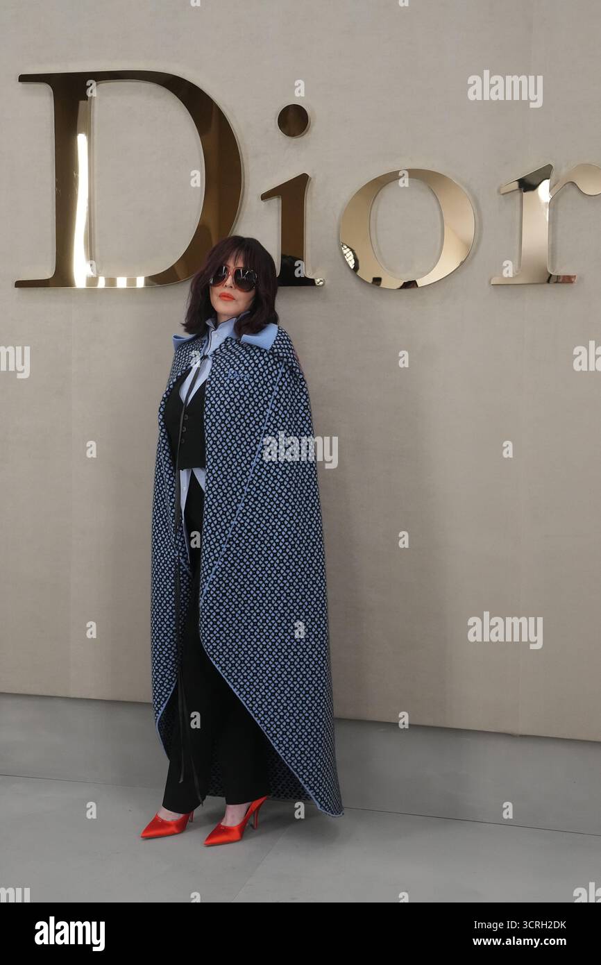 Isabelle Adjani poses before the Dior Spring/Summer 2026 collection ...