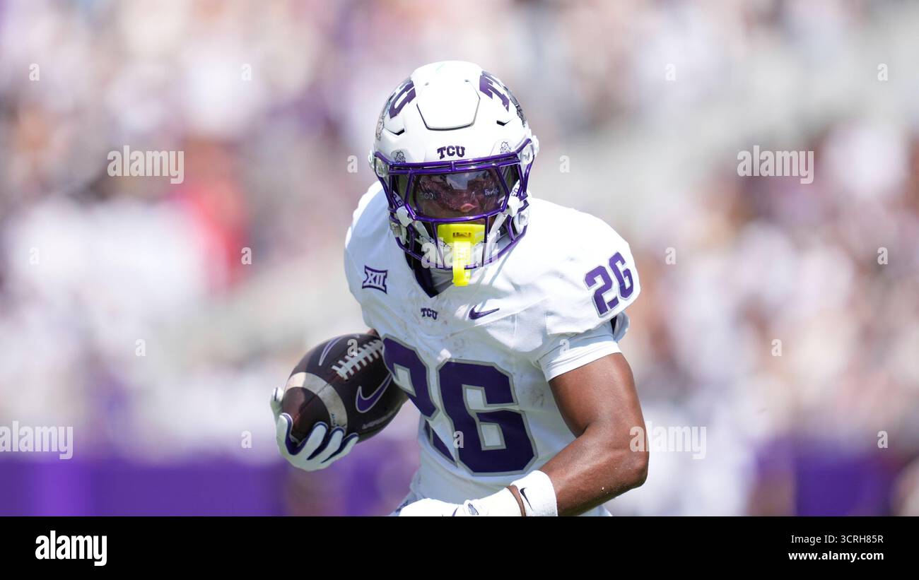 TCU running back Jeremy Payne carries the ball during an NCAA college ...