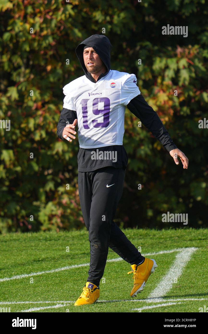 Minnesota Vikings wide receiver Adam Thielen (19) warms up during NFL ...