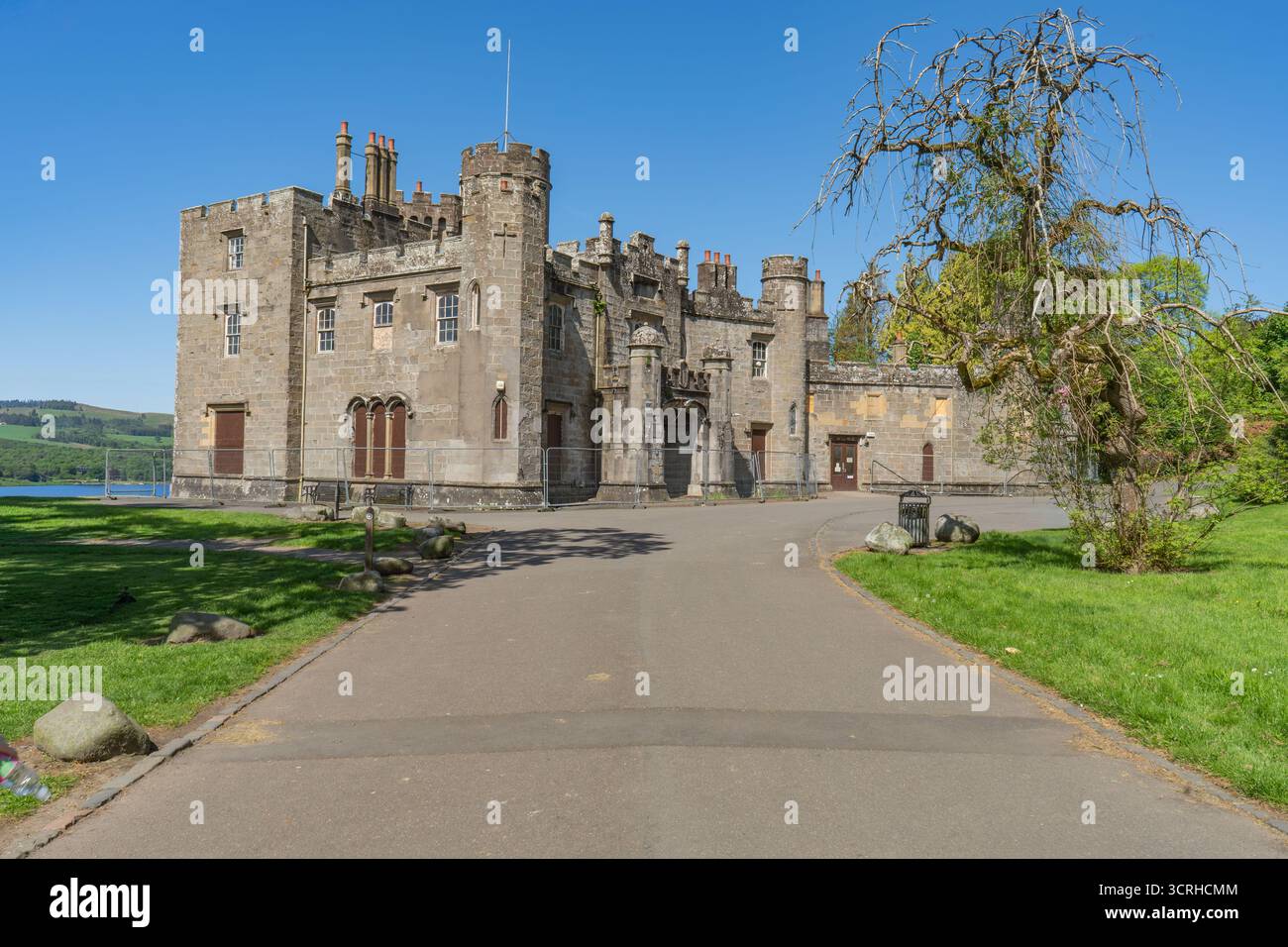 Balloch castles hi-res stock photography and images - Alamy
