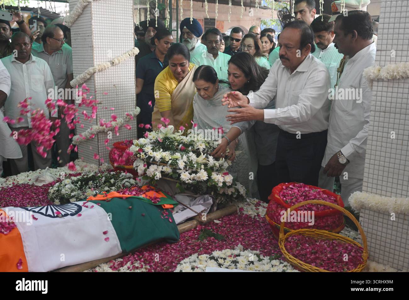 NEW DELHI, INDIA - OCTOBER 1: Wife Krishna Malhotra and other family ...