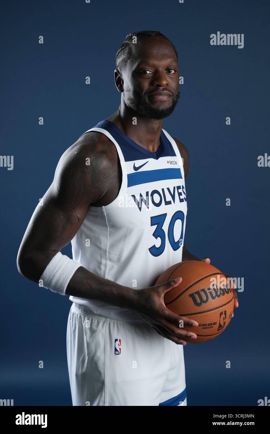 Minnesota Timberwolves forward Julius Randle (30) poses for a photo during the NBA basketball ...