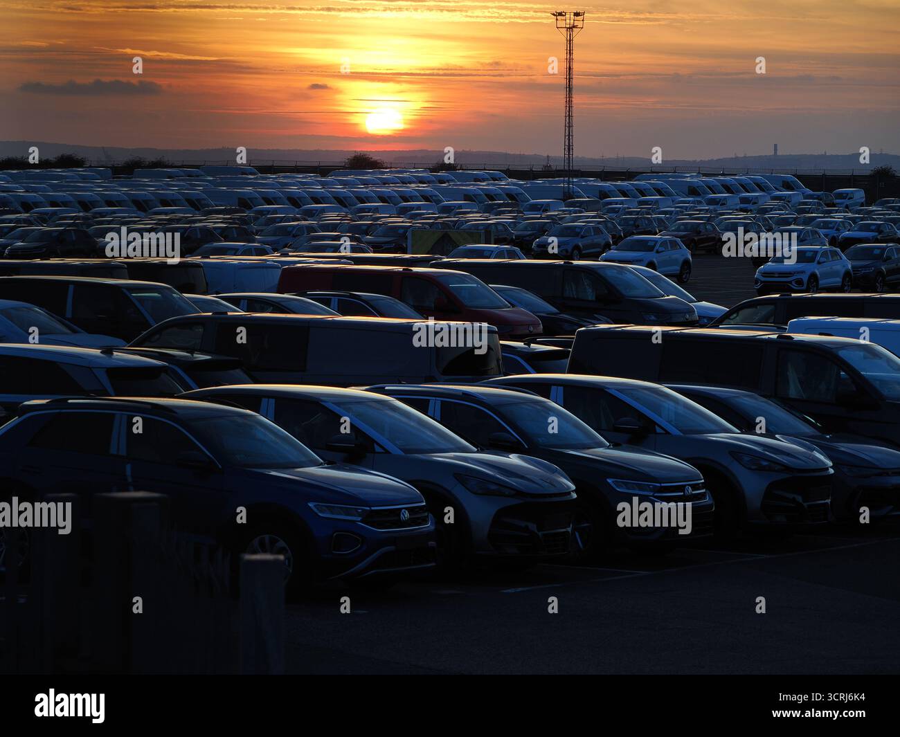 Sheerness, Kent, UK. 1st Oct, 2025. New cars in the vast storage ...