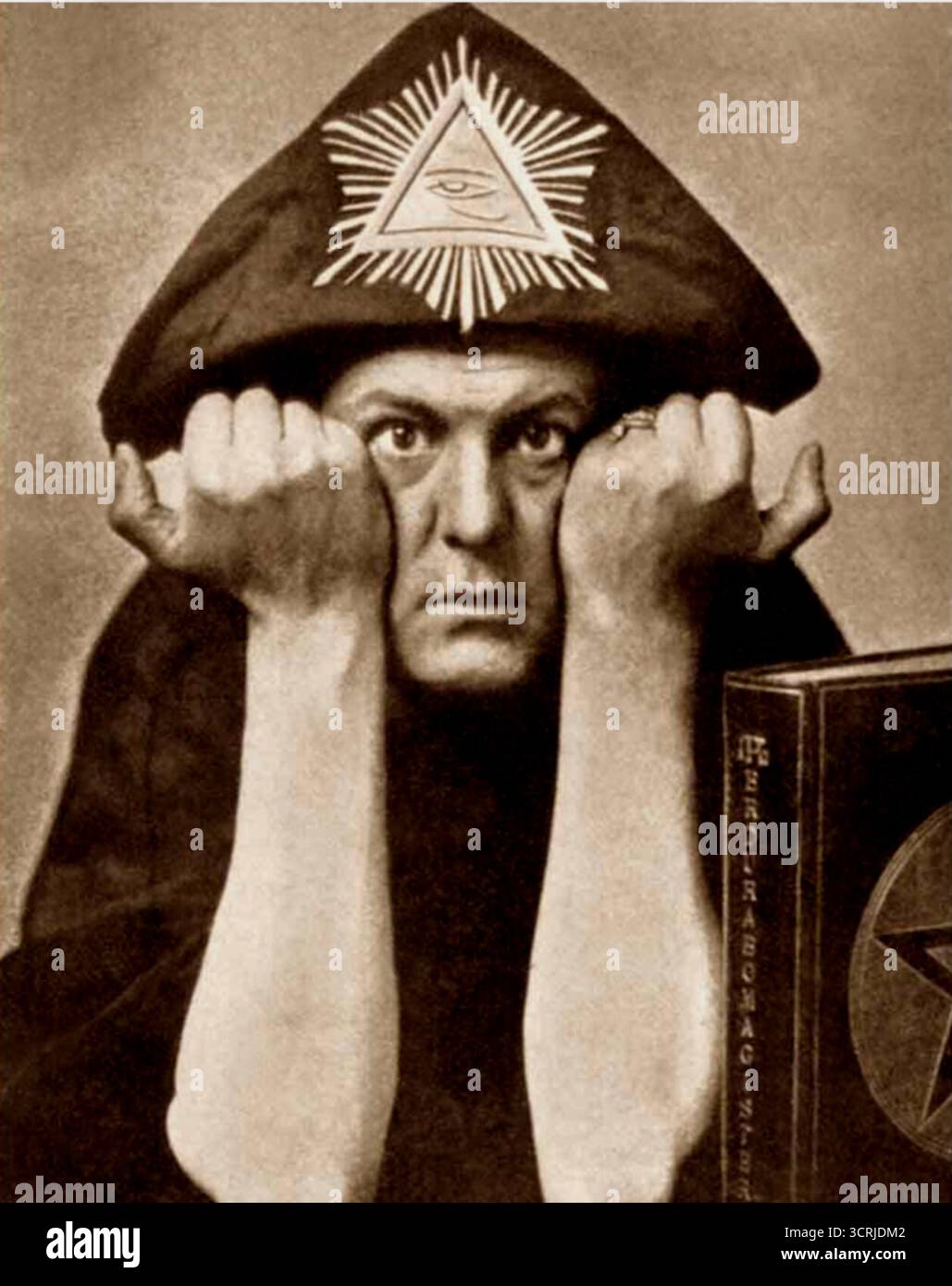 1910 c. , GREAT BRITAIN : The british ALEISTER CROWLEY ( born Edward ...