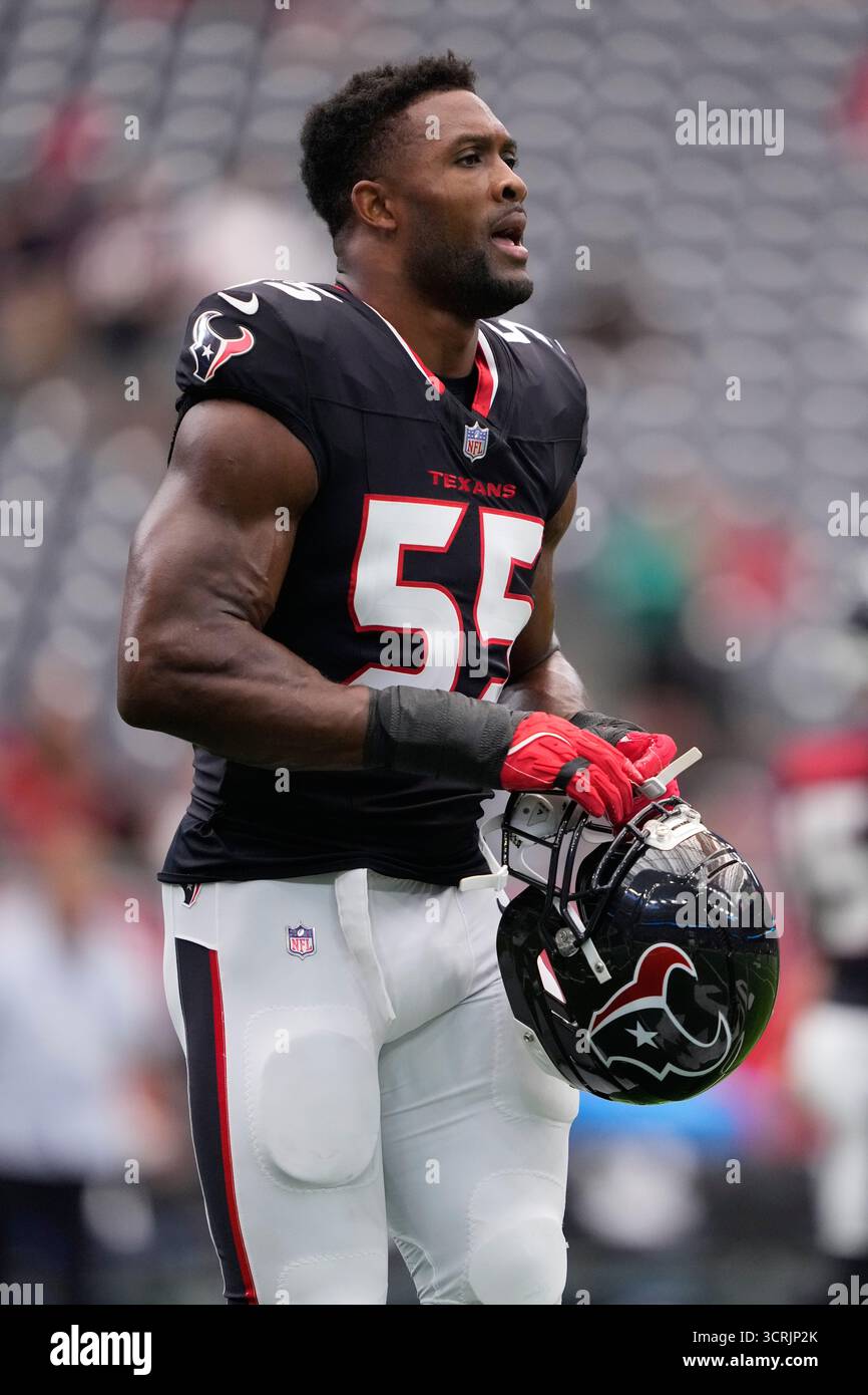 Houston Texans defensive end Danielle Hunter warms up before an NFL ...