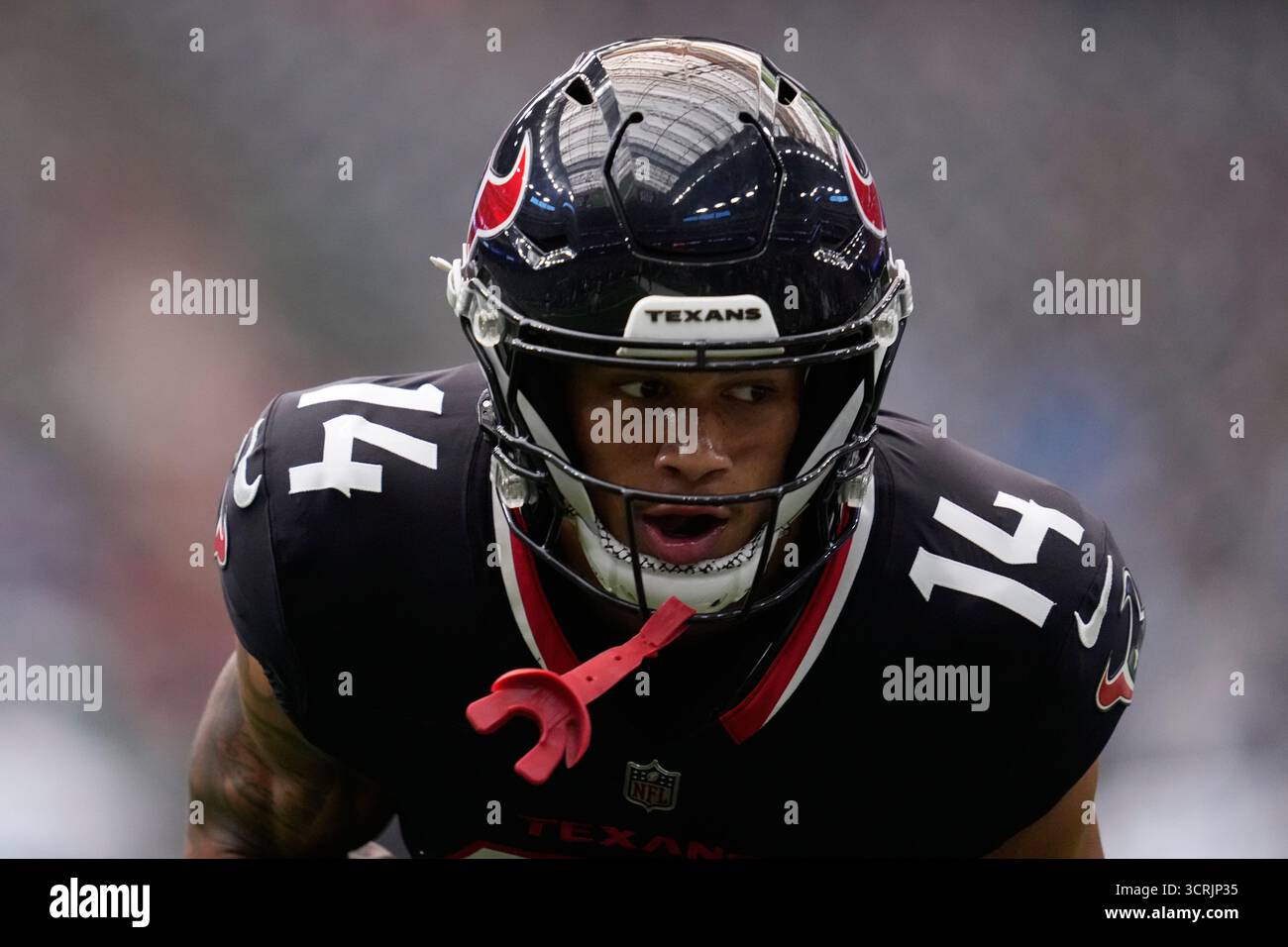 Houston Texans wide receiver Jaylin Noel warms up before an NFL ...